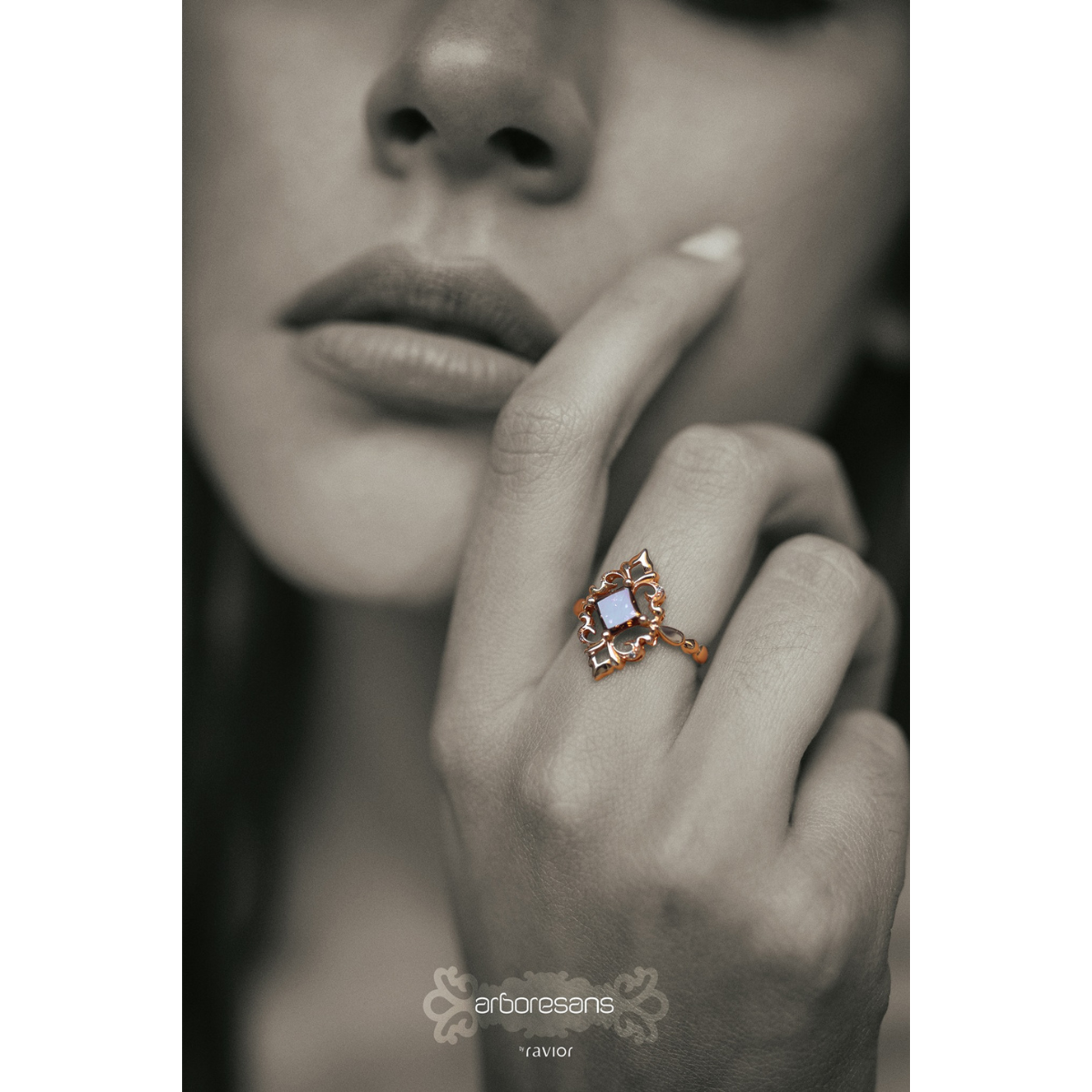 Ravior - Brown Arbo Ring - Le Club